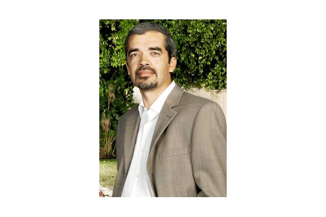 Visiting scholar's new book seeks to humanize immigration debate | UCLA