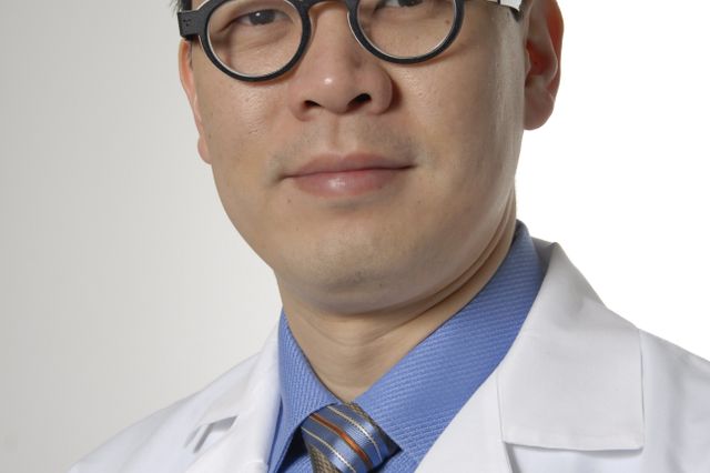 UCLA study finds robotic-assisted prostate surgery offers better cancer ...