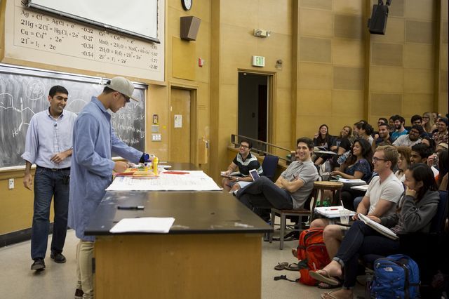 UCLA's top teachers are selected to receive 2014 Distinguished Teaching Award | UCLA
