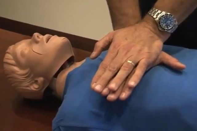 Learn lifesaving, hands-on CPR in 10 minutes June 5 | UCLA