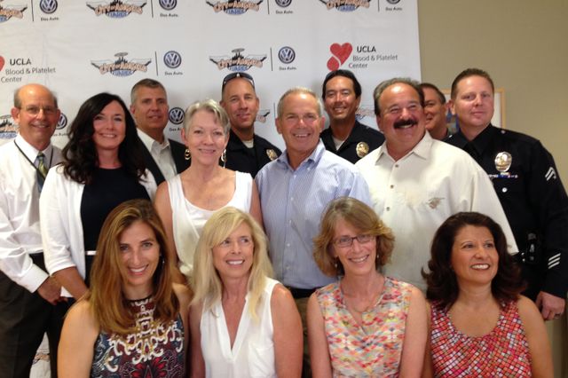 Businessmen donate $30,000 to UCLA Blood and Platelet Center | UCLA