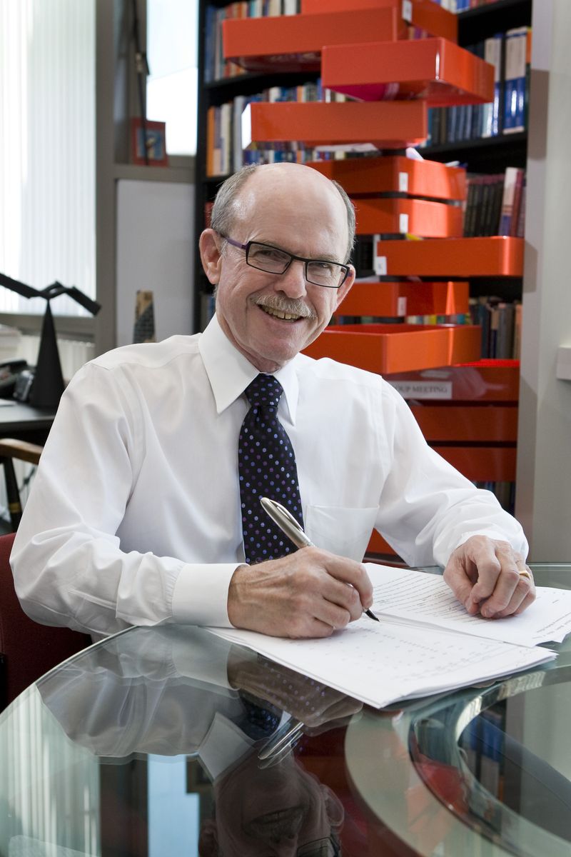 Kendall Houk named foreign member of the Chinese Academy of Sciences | UCLA