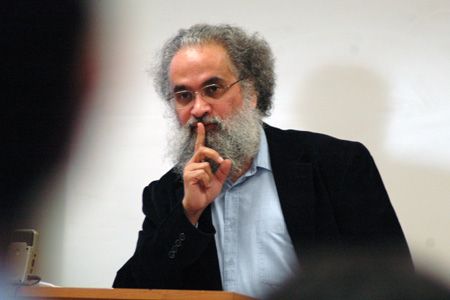 Historian Sanjay Subrahmanyam is elected to British Academy | UCLA