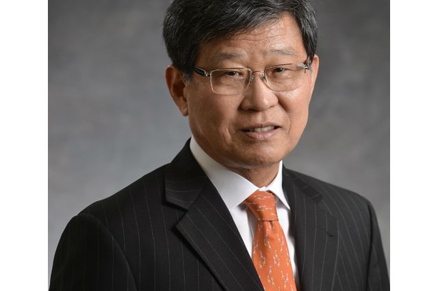 Dean of UCLA School of Dentistry decides to step down in 2016 | UCLA
