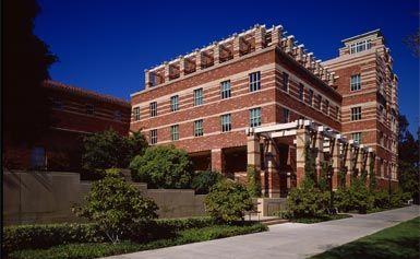 UCLA Law receives $250,000 gift from Emmett and Shapiro Foundations | UCLA