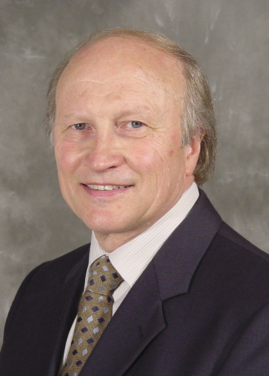 Dean Bok receives Helen Keller Prize for Vision Research | UCLA