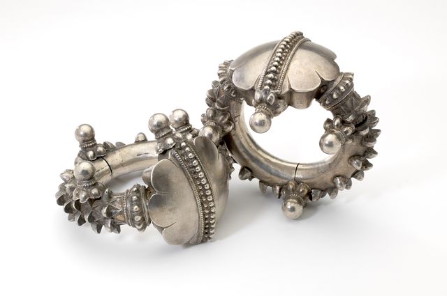 New exhibition at the Fowler Museum at UCLA to focus on silver jewelry ...