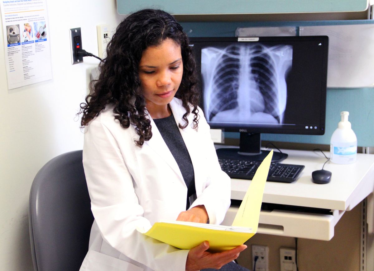 Immigrant doctors trained to help bridge major gaps in care | UCLA