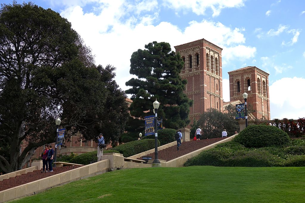 Photo | UCLA's Janss Steps and Royce Hall | UCLA