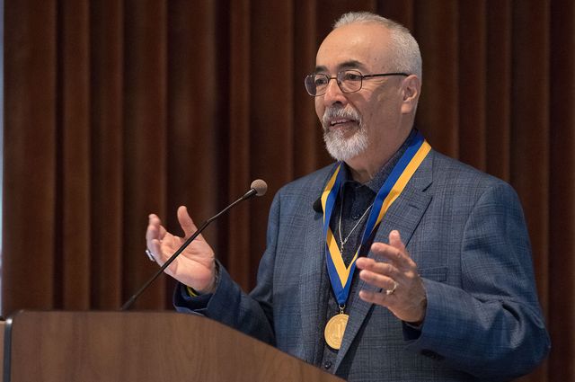 Former poet laureate Juan Felipe Herrera receives UCLA Medal | UCLA