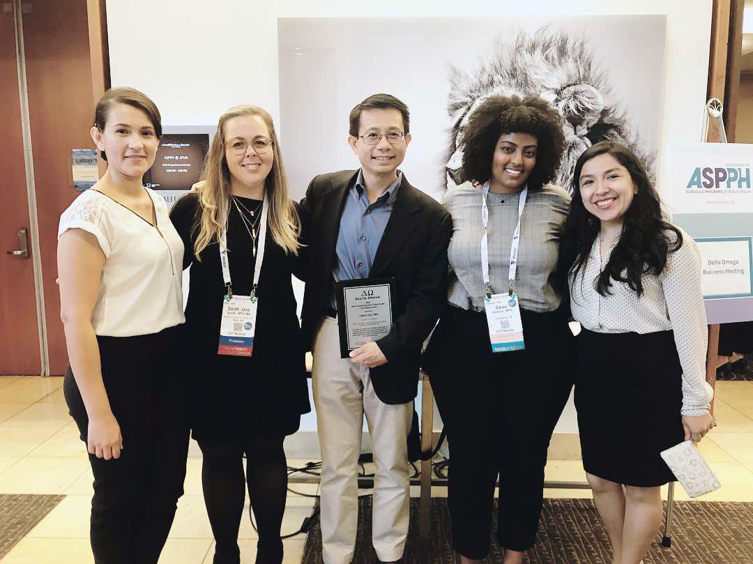 Photo | Gilbert Gee and students | UCLA