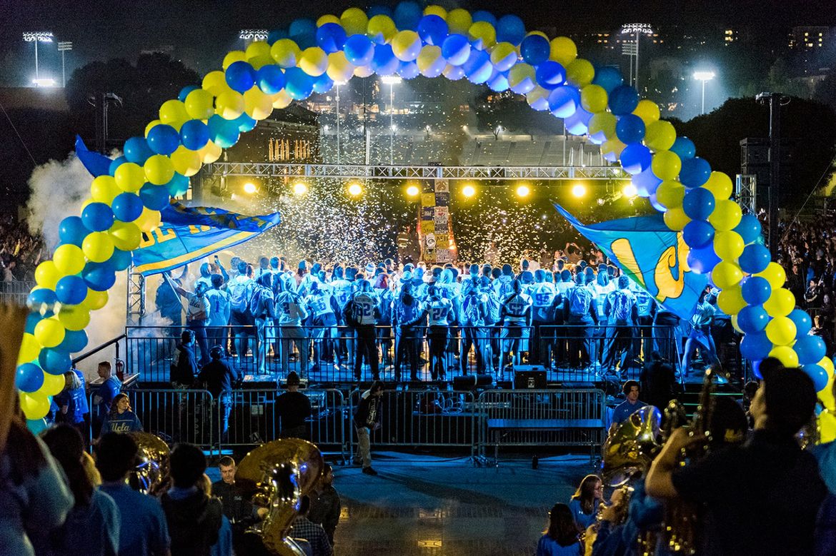 Photo | Beat 'SC Rally | UCLA