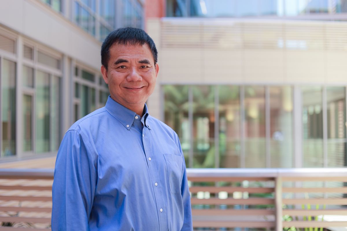 Engineering professor honored by Royal Society of Chemistry for ...