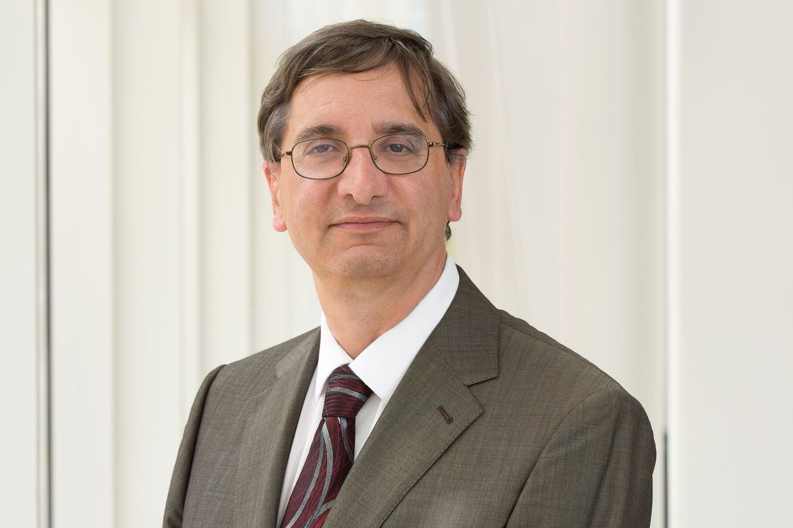Jeffrey Saver joins executive committee for nationwide stroke study | UCLA