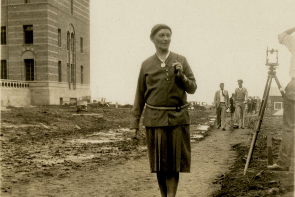 Photo | Path to Physics Building 1929 | UCLA