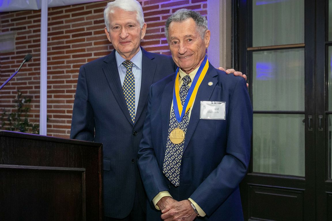 Internet architect Leonard Kleinrock receives UCLA Medal | UCLA