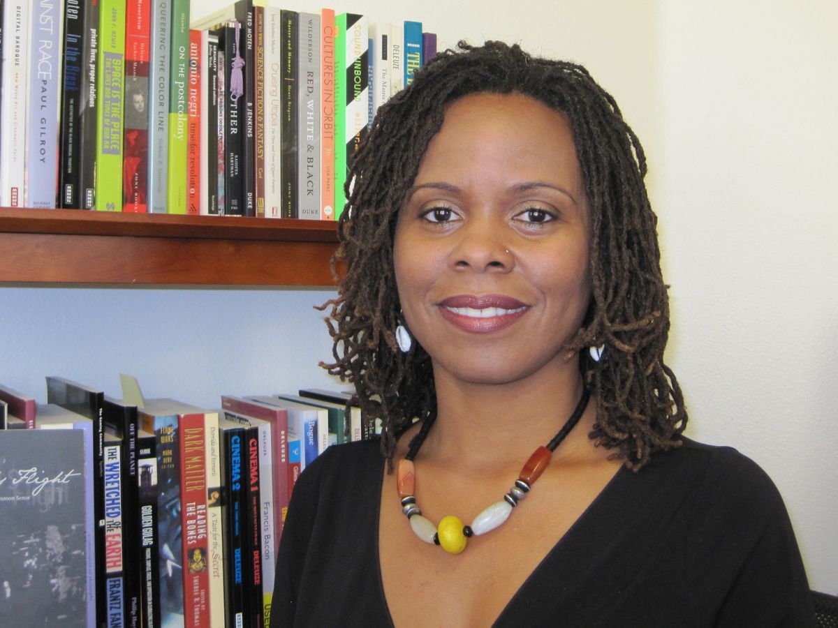 Professor who specializes in health disparities receives career honor ...
