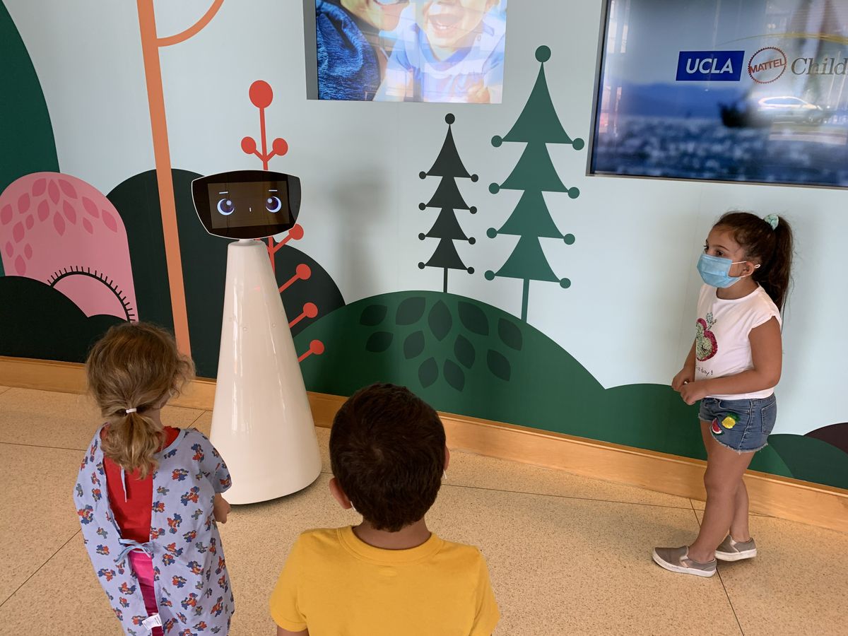 Welcome, Robin the AI robot | UCLA