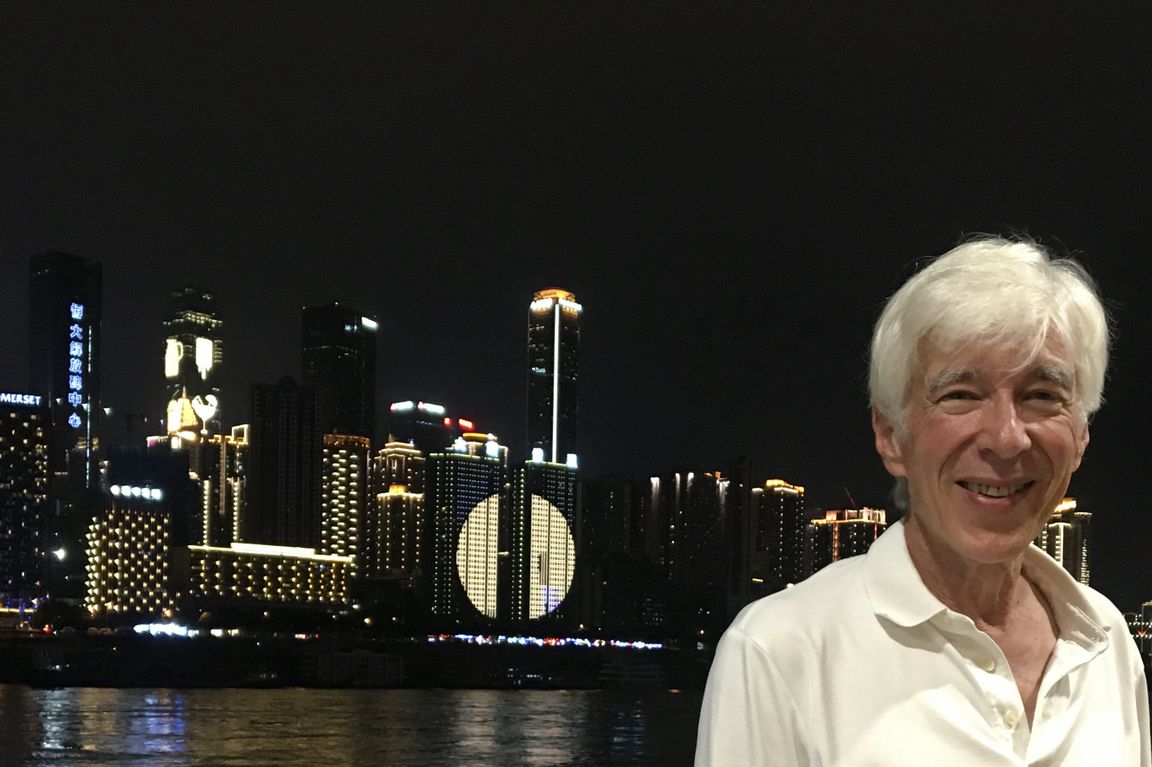 Physics professor wins Newton Award for Transformative Ideas | UCLA