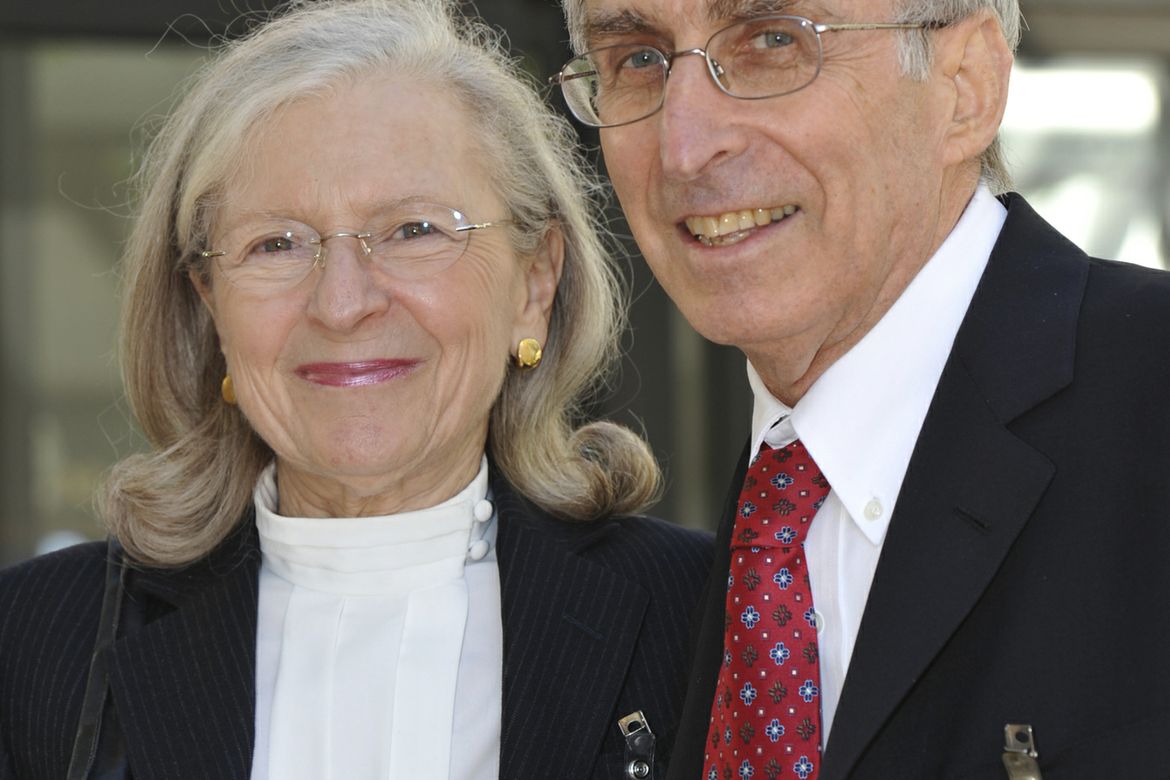 Photo | Drs. Gerald and Barbara Levey | UCLA