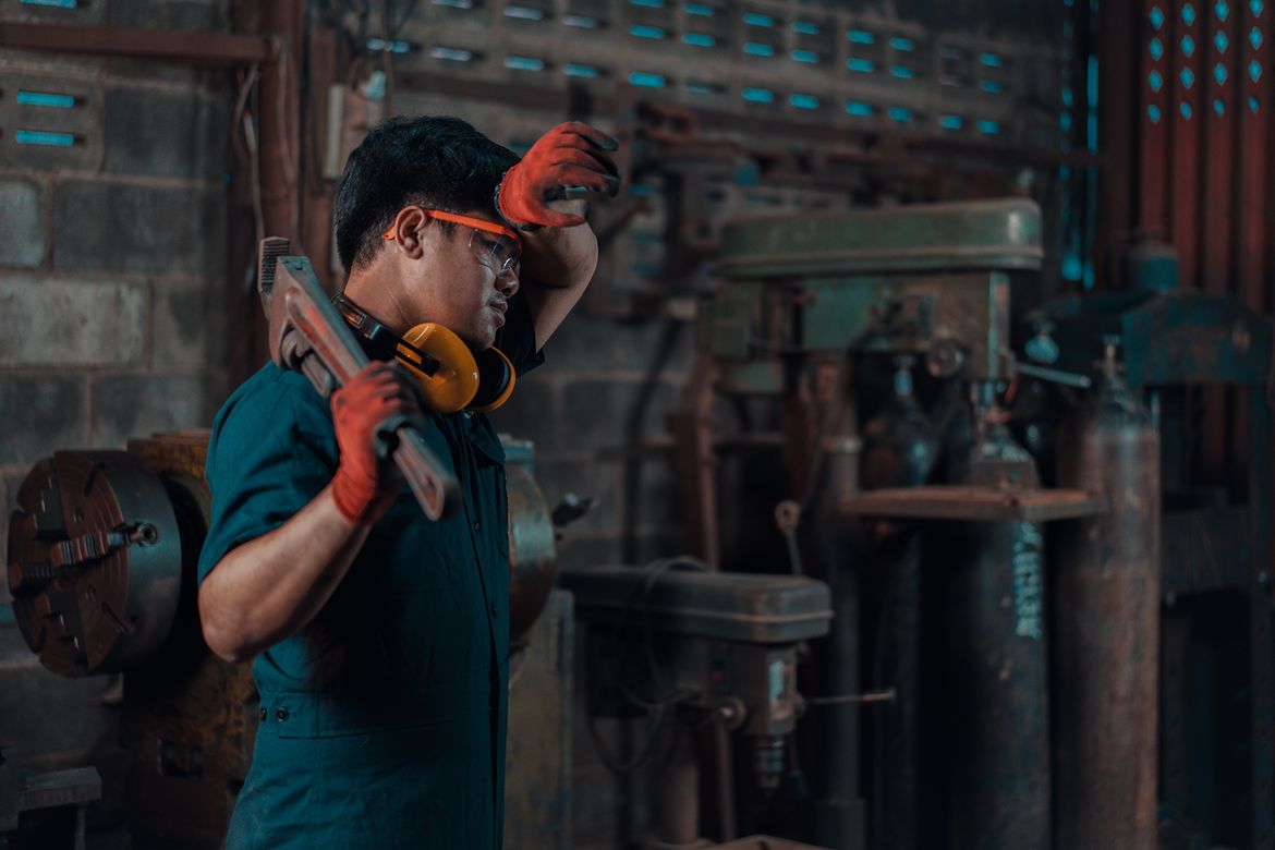 High temperatures increase workers’ injury risk, whether they’re ...