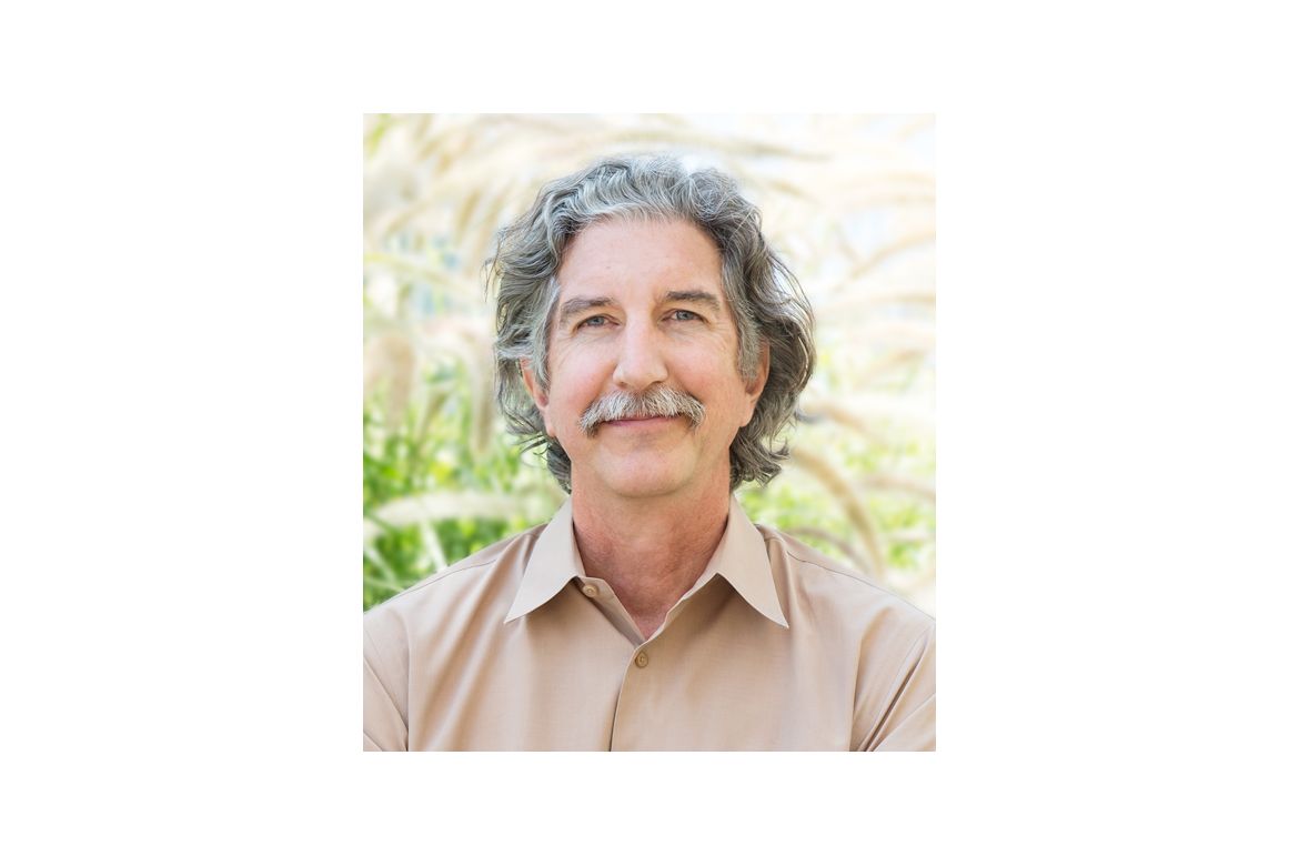 Photo | Head-and-shoulders portrait of Paul Murdoch | UCLA