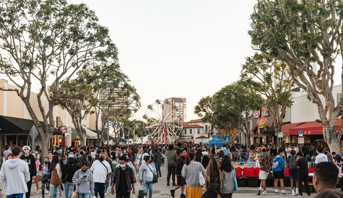 Photo | UCLA Westwood block party | UCLA