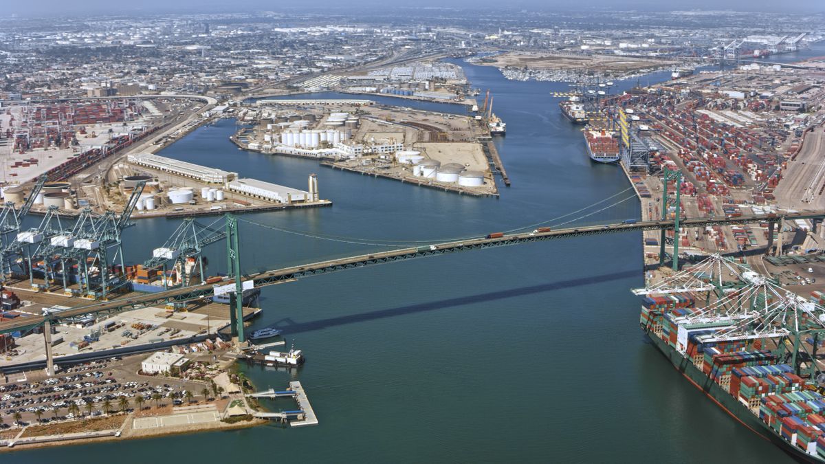 Photo | Los Angeles Harbor | UCLA