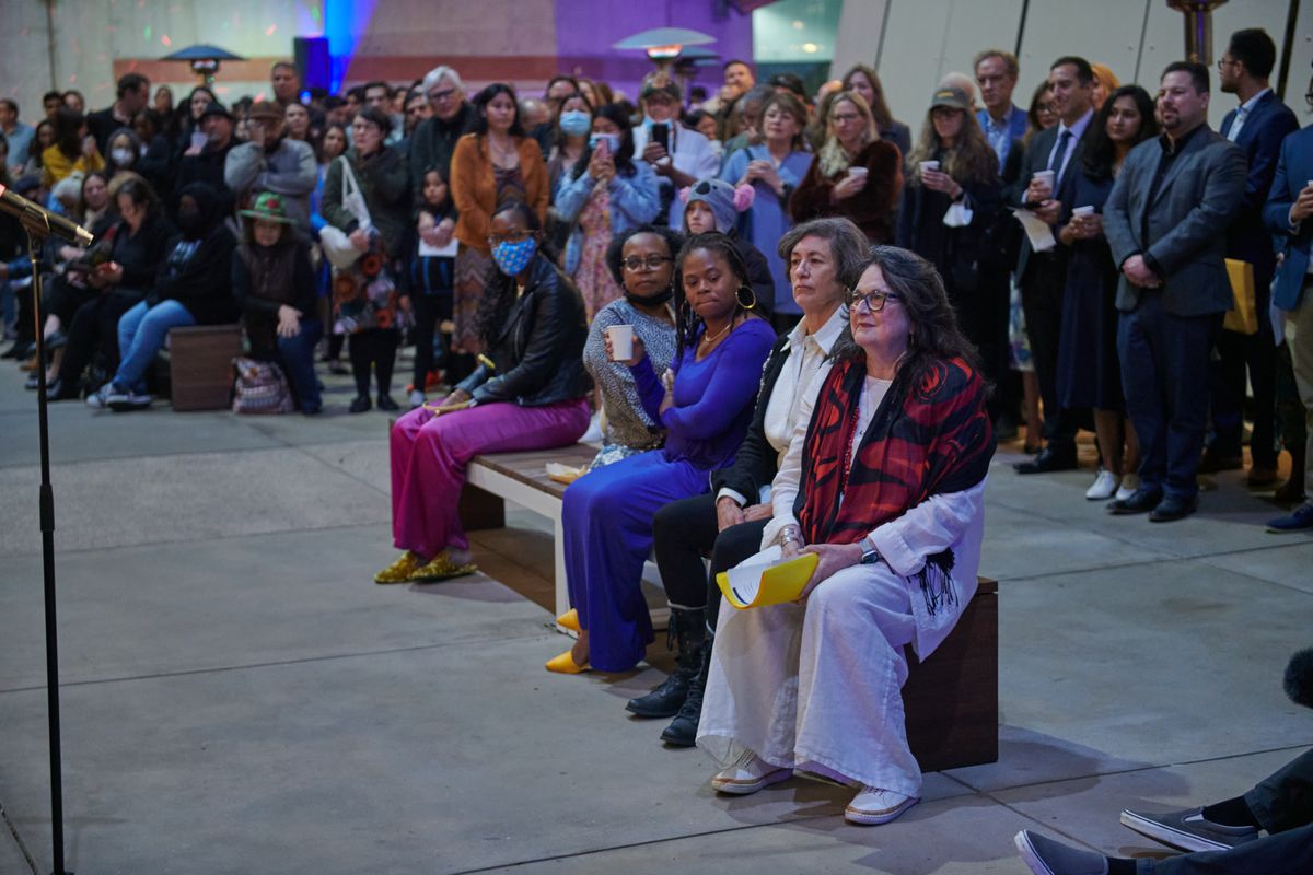 New mural captures campus history and UCLA’s future | UCLA