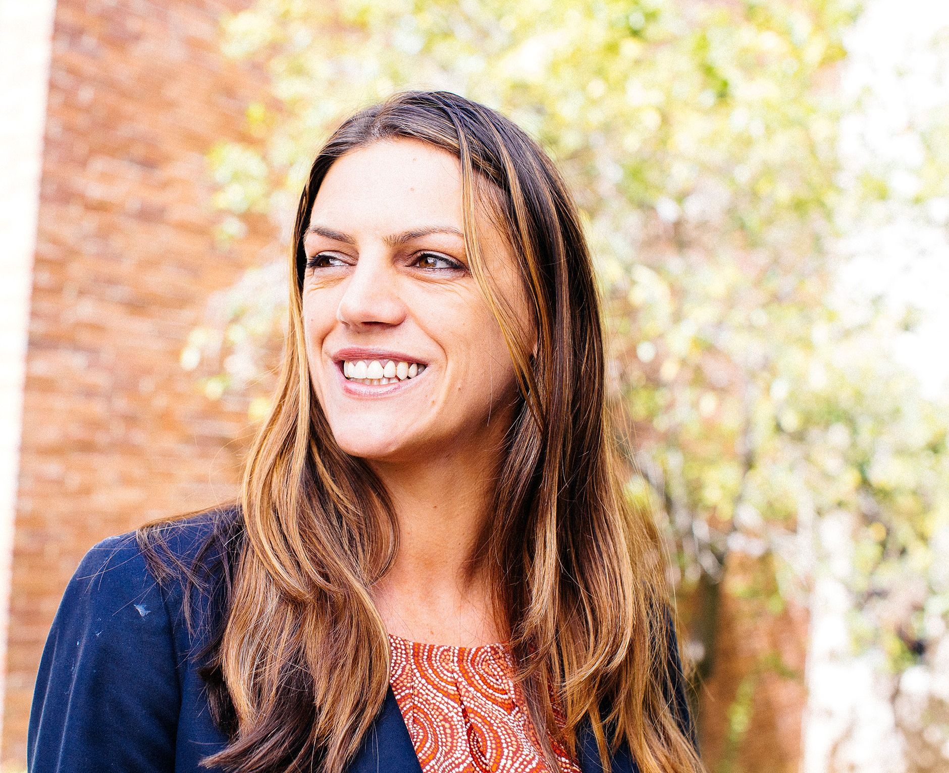 UCLA psychologist looks for new ways to treat alcohol addiction | UCLA