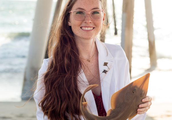 How a UCLA fish scientist helped the alien in Jordan Peele’s ‘Nope ...