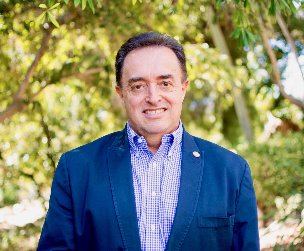 Dentistry professor recognized by American Academy of Pediatrics | UCLA