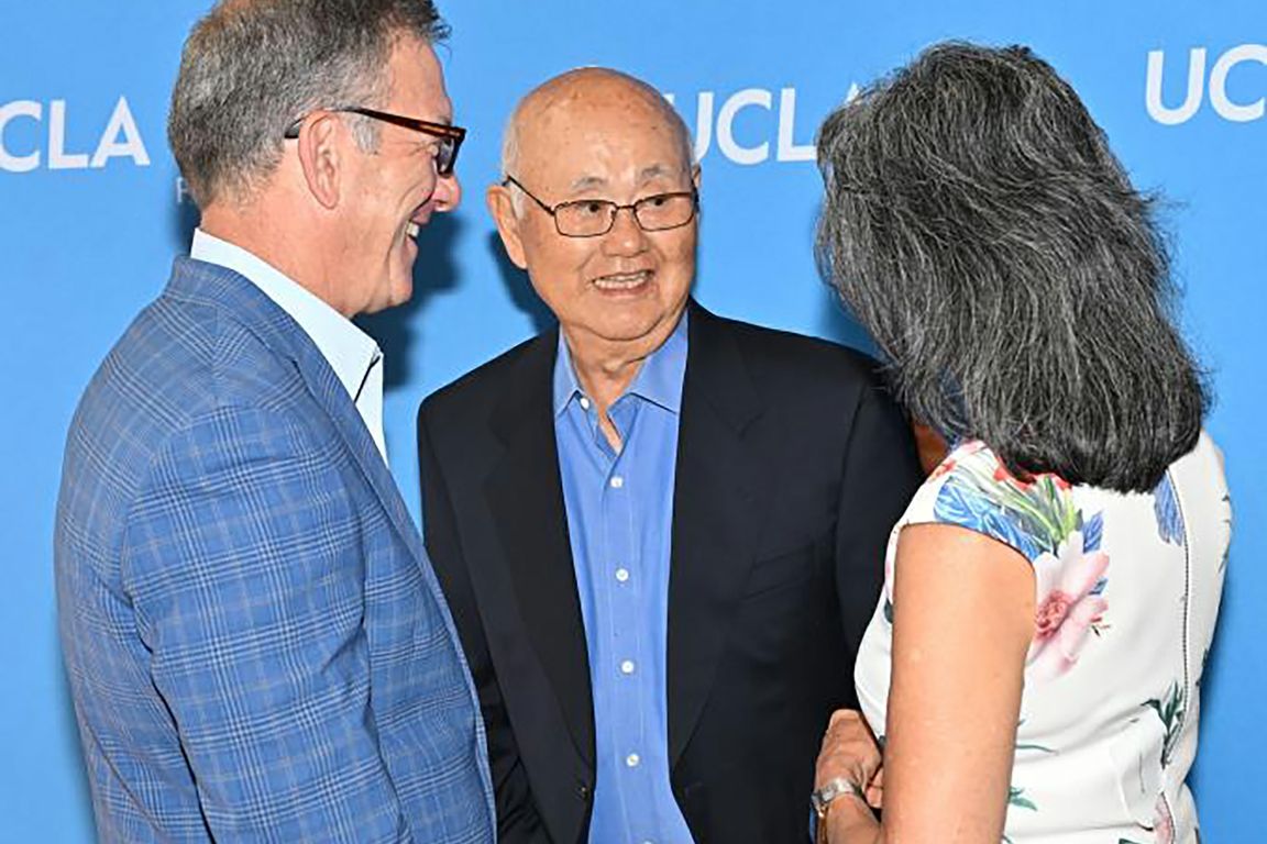 Dr. Henry Takei honored by UCLA and global periodontics community | UCLA