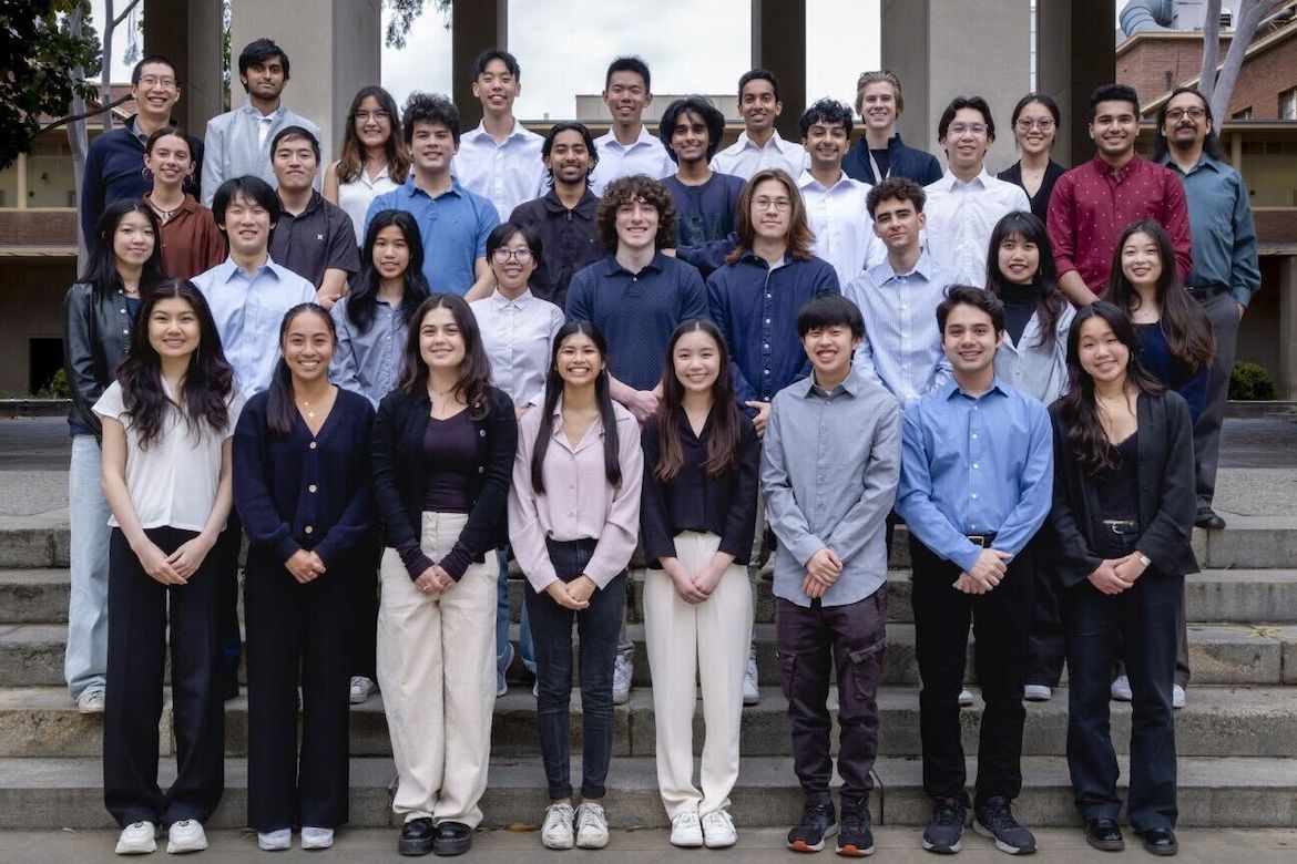 Photo | Large group of ELFIN project students stand shoulder to ...