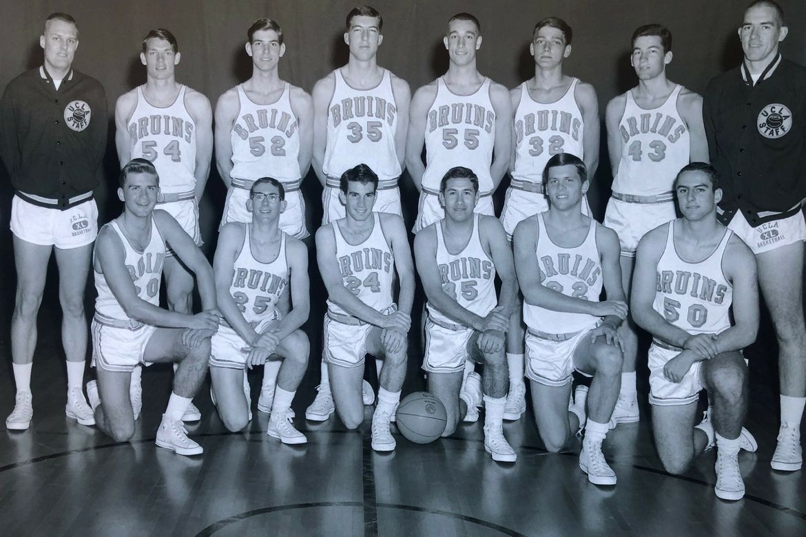 Photo | UCLA 1966–67 basketball team group shot | UCLA