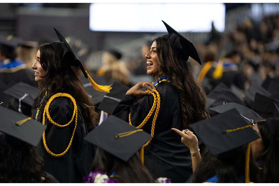 Photo | Commencement-women-in-grad-group | UCLA