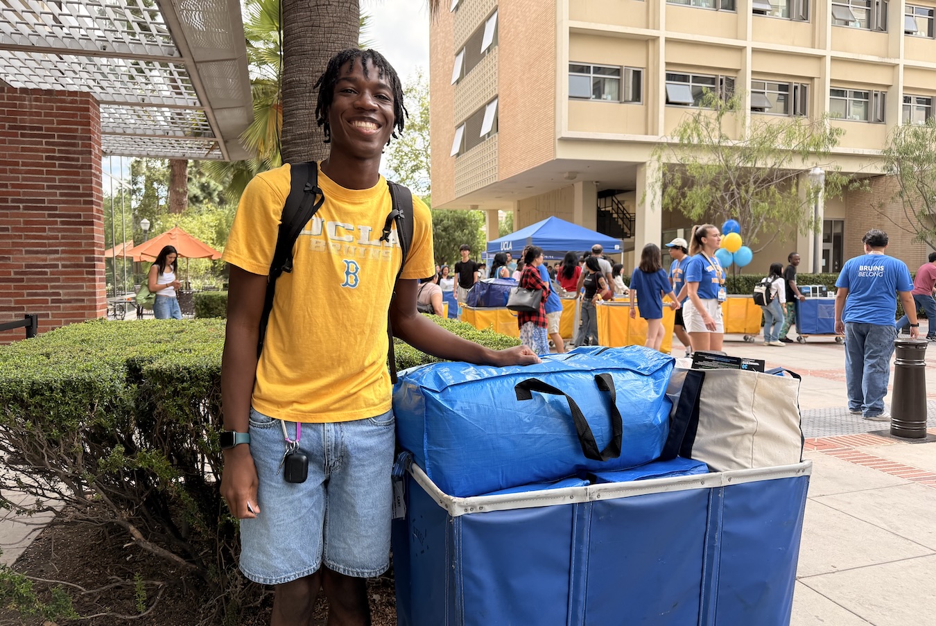 UCLA Bruins arrive for a brand-new academic year | UCLA