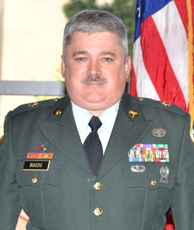 Student veteran credits UNM support system for success: UNM Newsroom