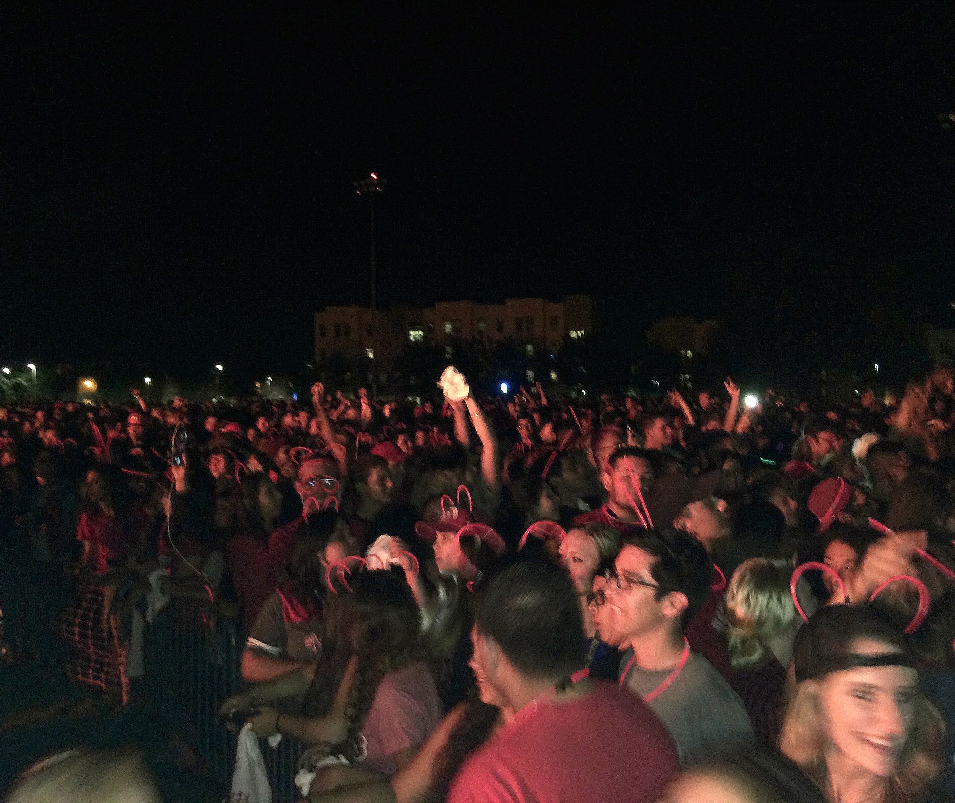 Red Rally fires up UNM students for Rio Grande Rivalry | UNM UCAM Newsroom