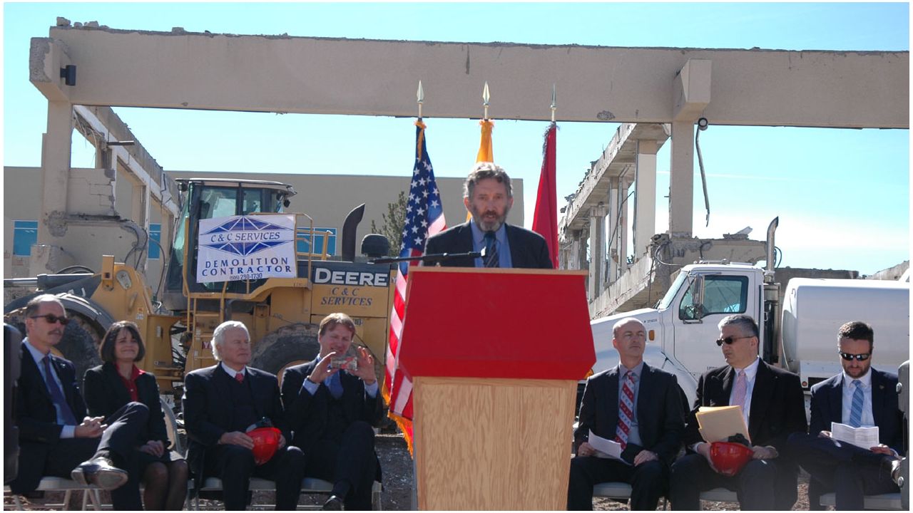 UNM breaks ground on new McKinnon Center for Management | UNM UCAM Newsroom