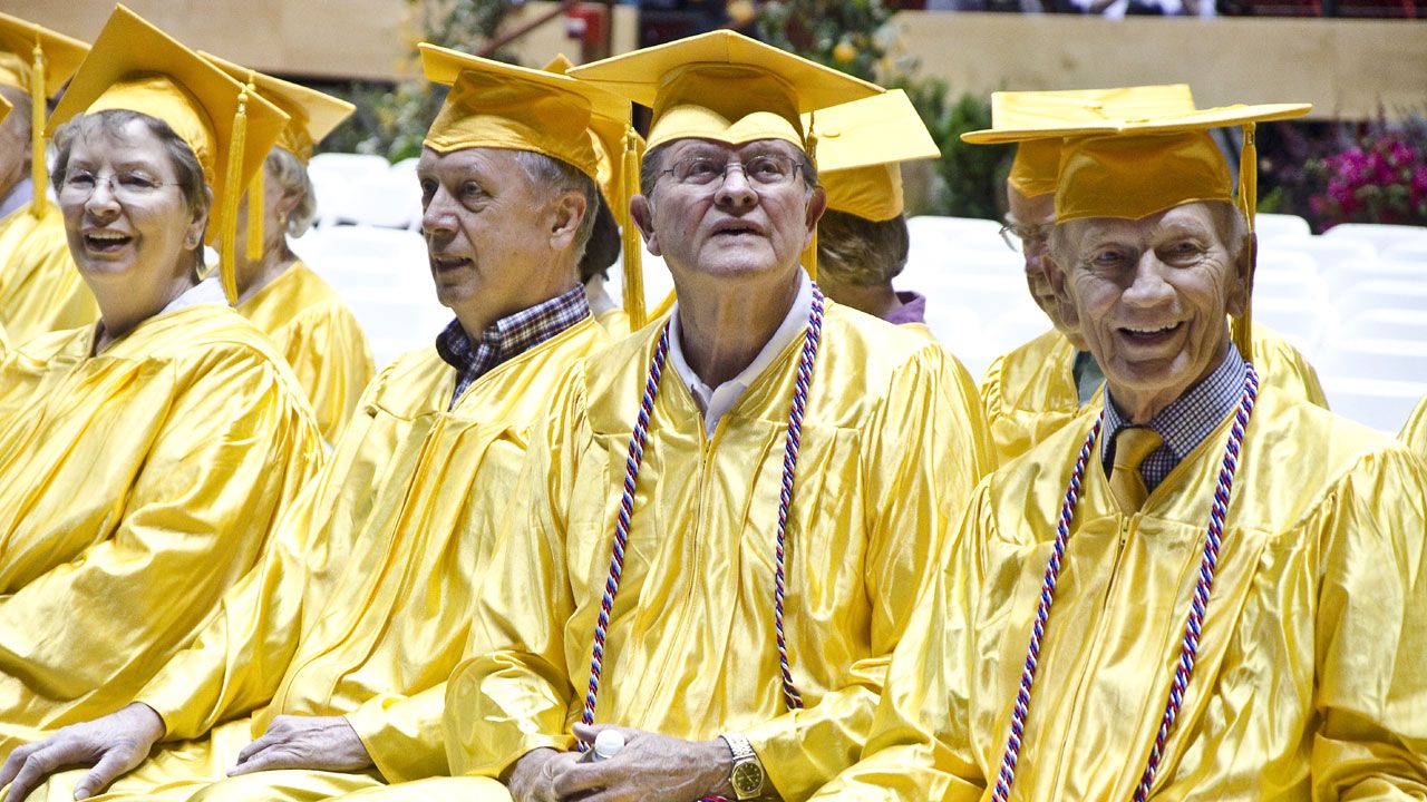 The University of New Mexico hosts Spring 2017 Commencement | UNM UCAM ...