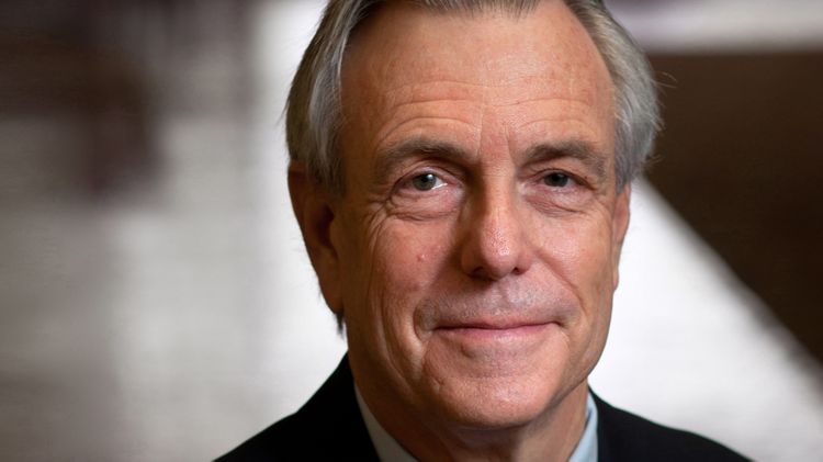 Law professor first male to receive distinguished award : UNM Newsroom