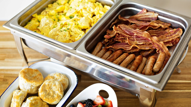 Late Night Breakfast helps students prep for finals: UNM Newsroom