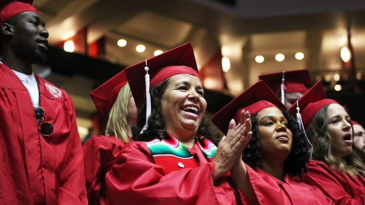 UNM hosts Spring Commencement ceremony May 11: UNM Newsroom