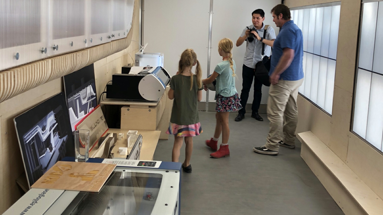 Mobile lab brings high-tech opportunities to rural communities | UNM ...