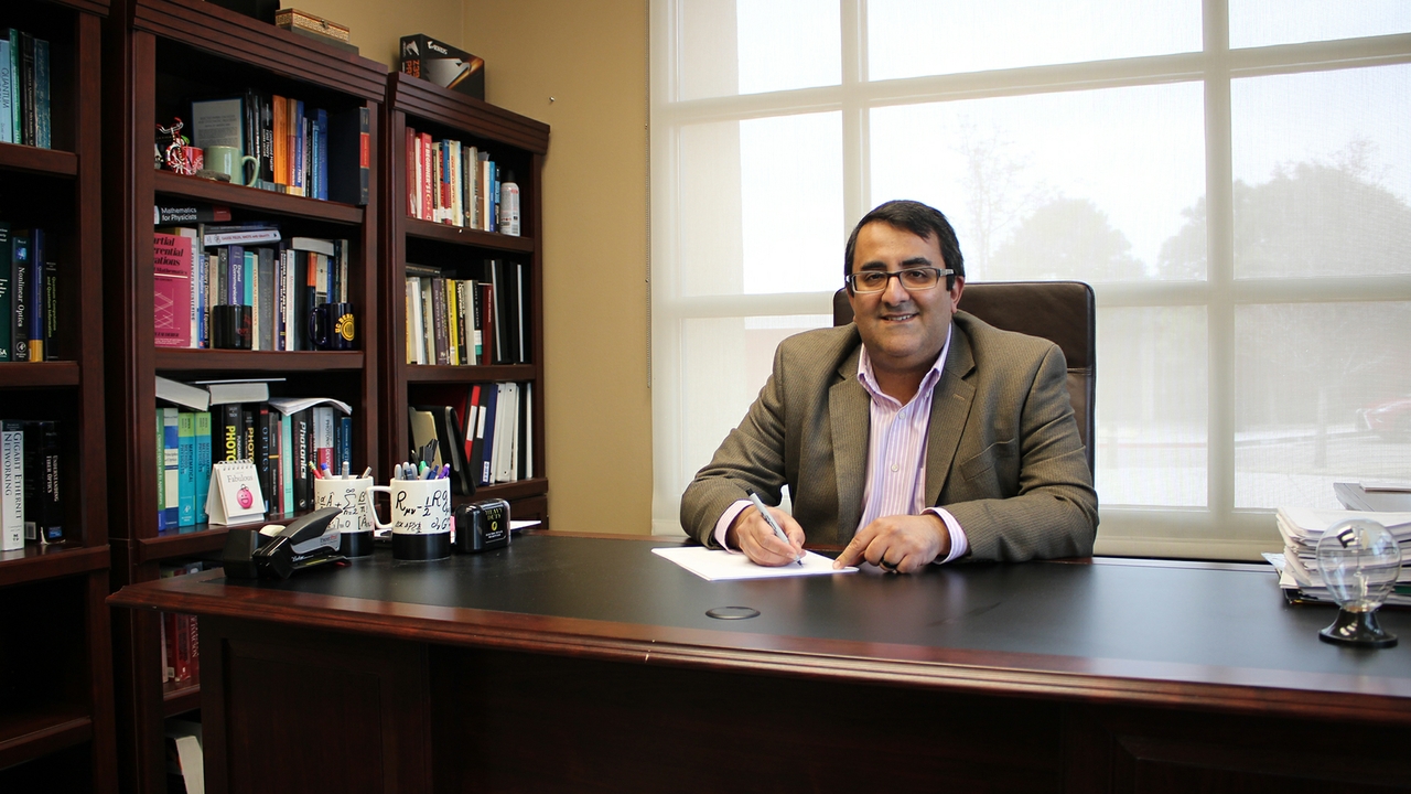 CHTM director Arash Mafi honored: UNM Newsroom