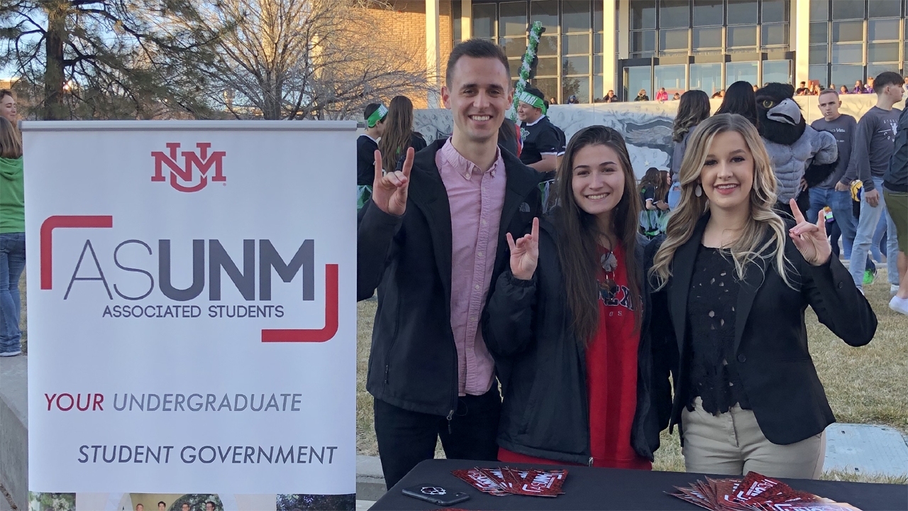 ASUNM meets with young leaders at state conference: UNM Newsroom