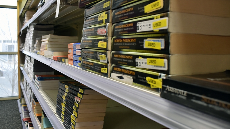 UNM Bookstore textbook rental return procedures : UNM Newsroom