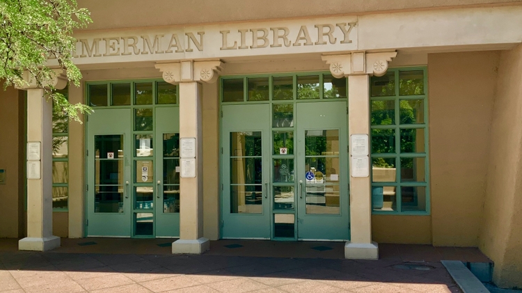 University Libraries offers book carryout service : UNM UCAM Newsroom