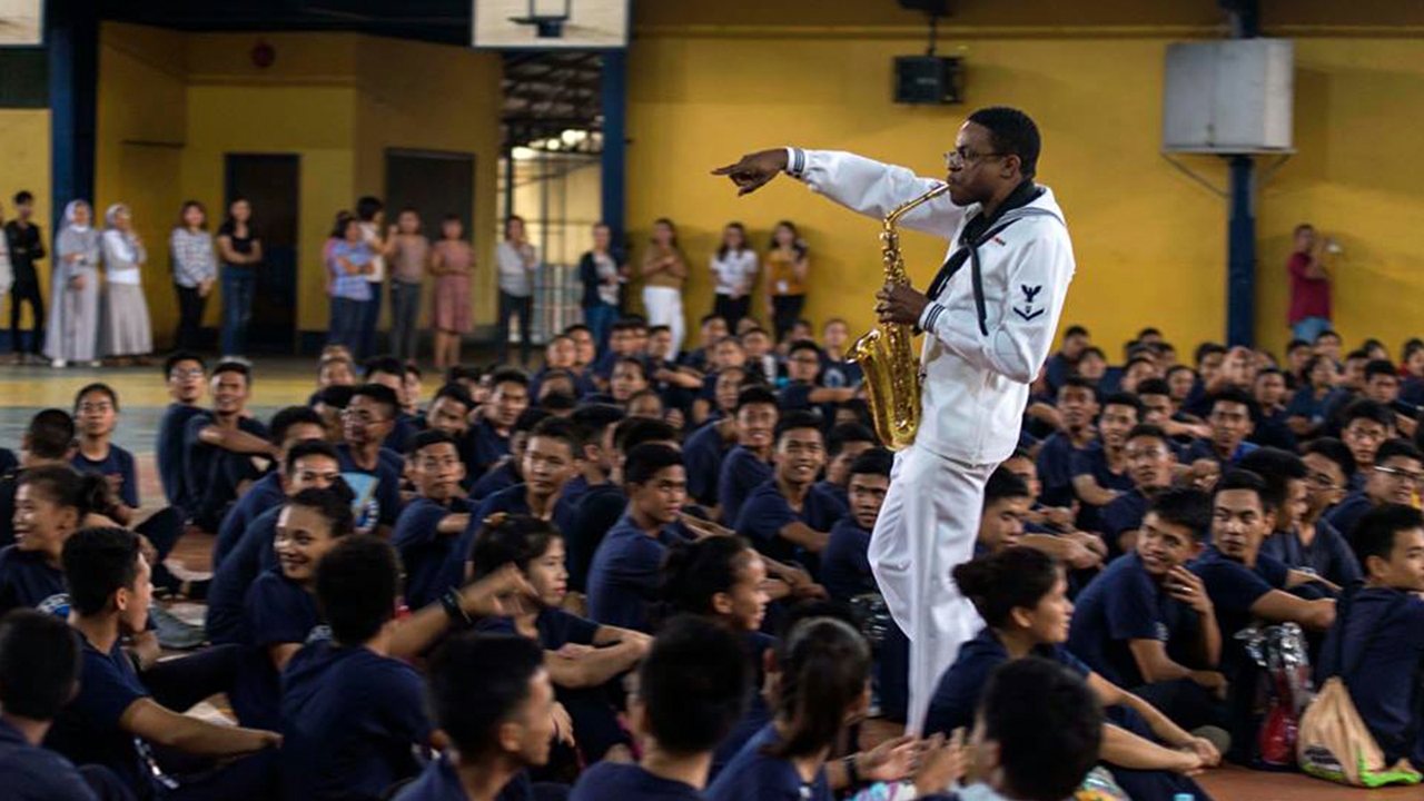 UNM alum finds musical fulfillment in Navy band | UNM UCAM Newsroom